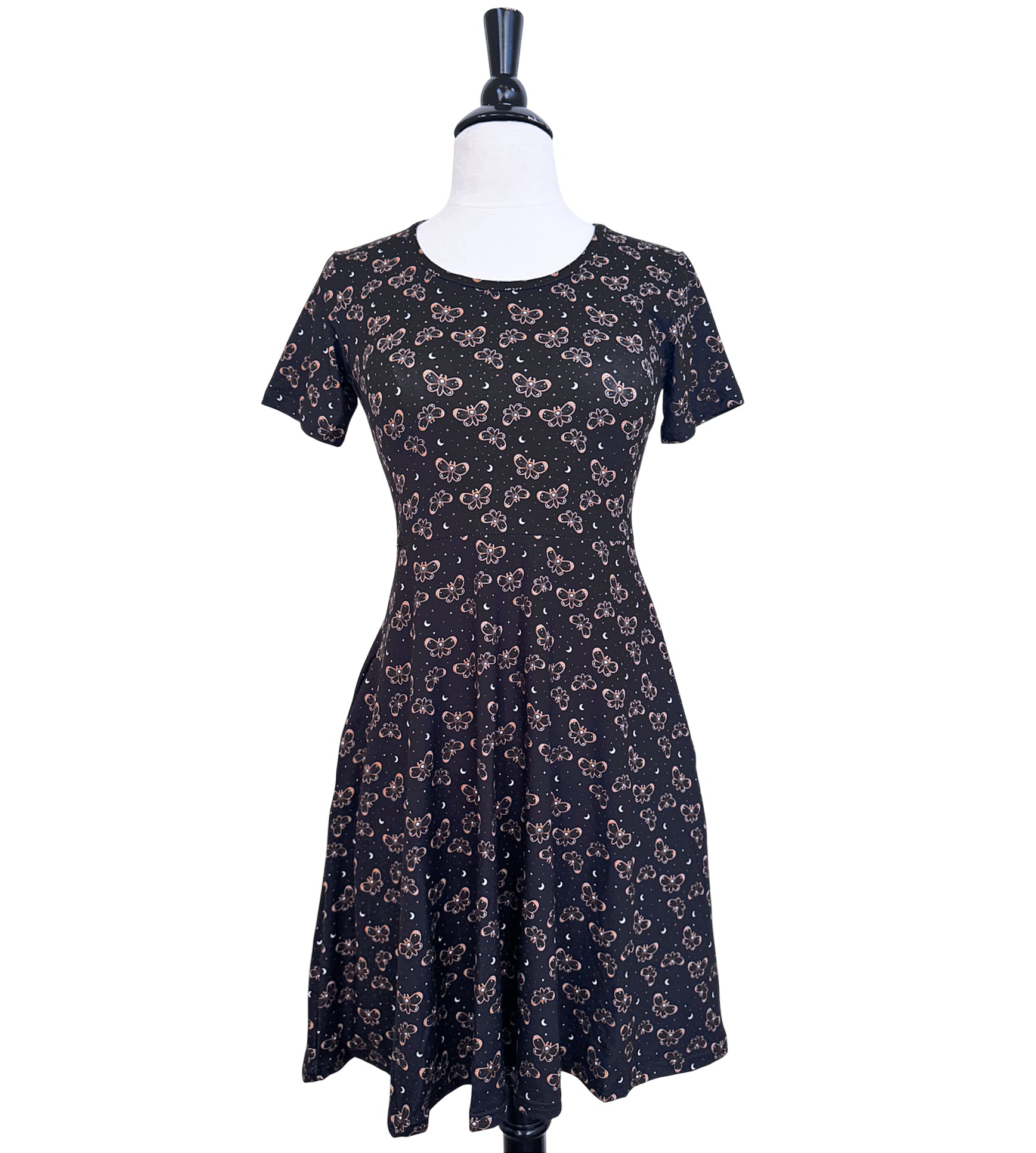 Death's head Moth Skater Dress - Available in sizes S to 3X – Em & Sprout