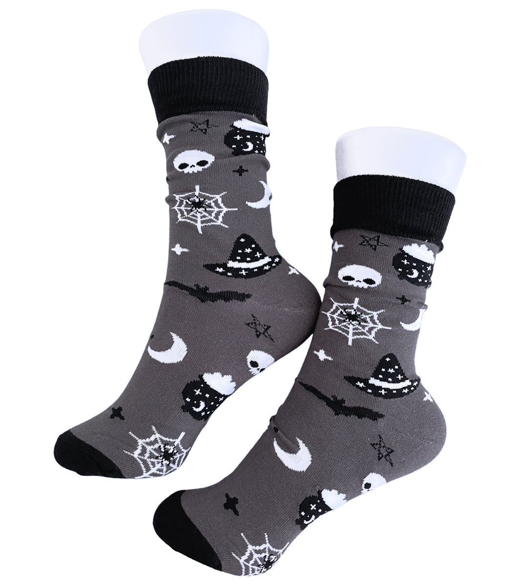 Witchy Socks – Em & Sprout